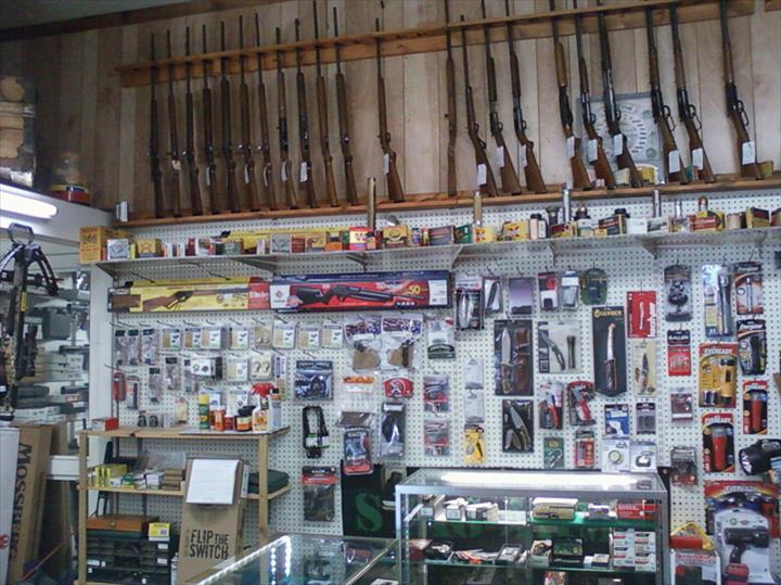 Boyd Trustworthy Hardware - Gun Shop - Boyd, WI